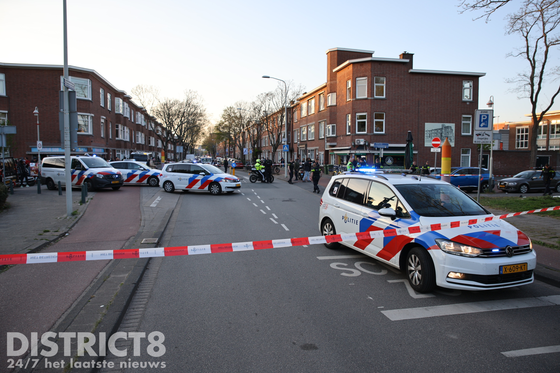 Dode (21) bij schietpartij Paets van Troostwijkstraat Den Haag - District8.net