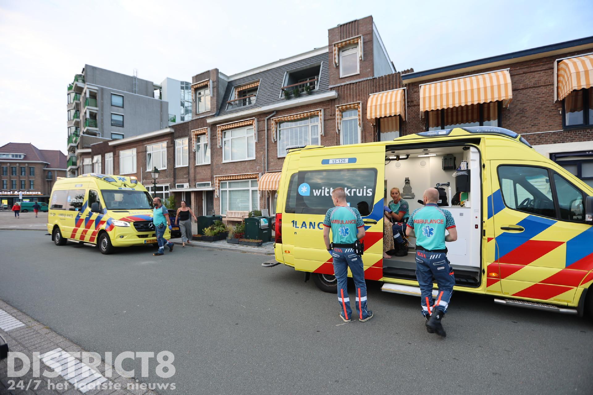 Meerdere dieren uit woning gehaald bij woningbrand Van Foreeststraat Den Haag - District8.net