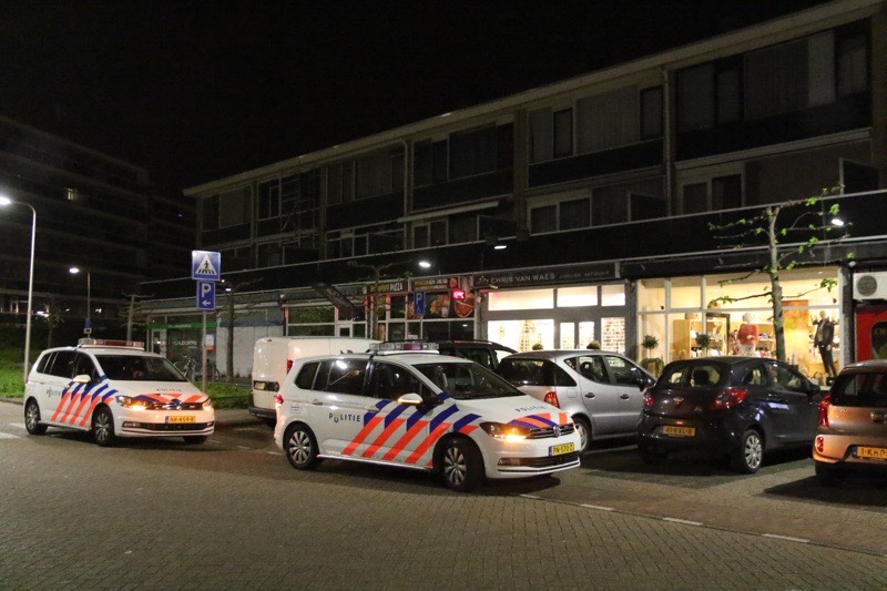 Politie maakt jacht op inbrekers Jan Barendselaan Poeldijk - District8.net Politie maakt jacht op inbrekers Jan Barendselaan Poeldijk - District8.net